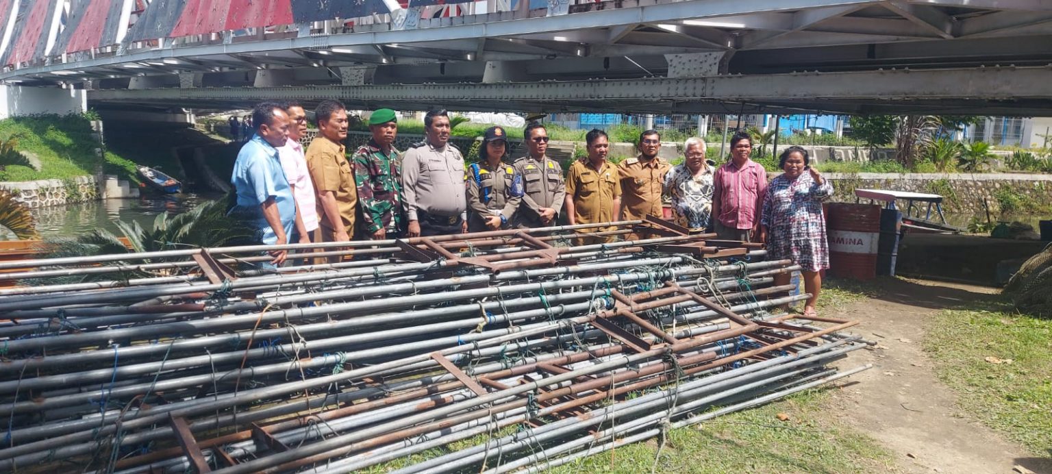 Penertiban Keramba Jaring Apung (KJA) di Perairan Danau Toba Kabupaten ...